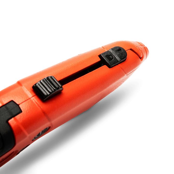 Auto-Retracting Safety Utility Knife - Crescent Tools